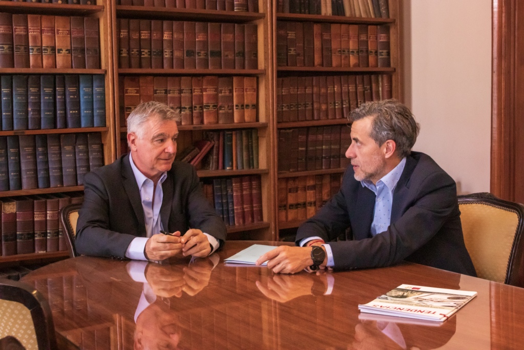 Nosotros – Calderón Vezzaro